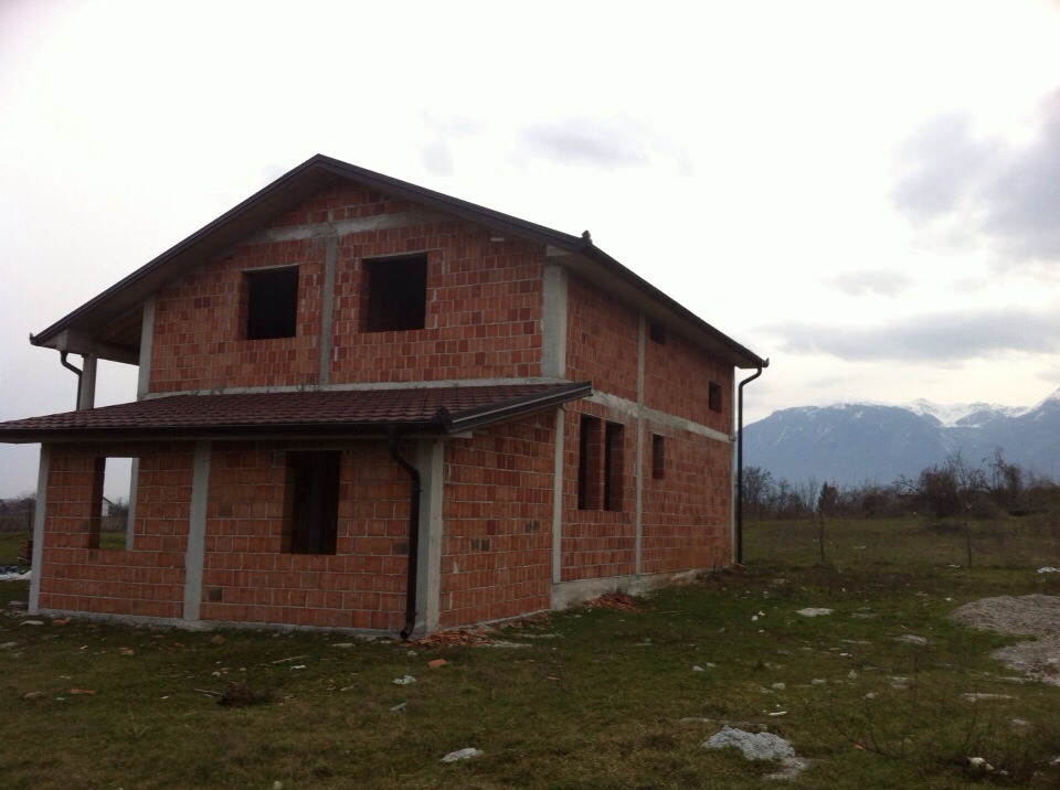 Shtepi ne shitje - Peje, Kosove - NumerNje.com